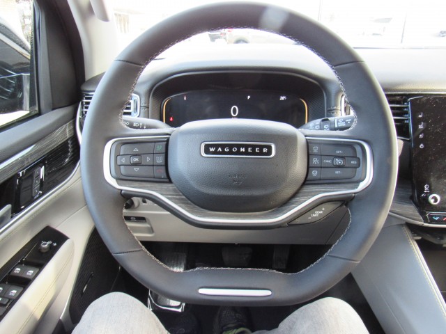 2022 Jeep Wagoneer Series 3 | For sale at Axelrod Auto Outlet | View ...